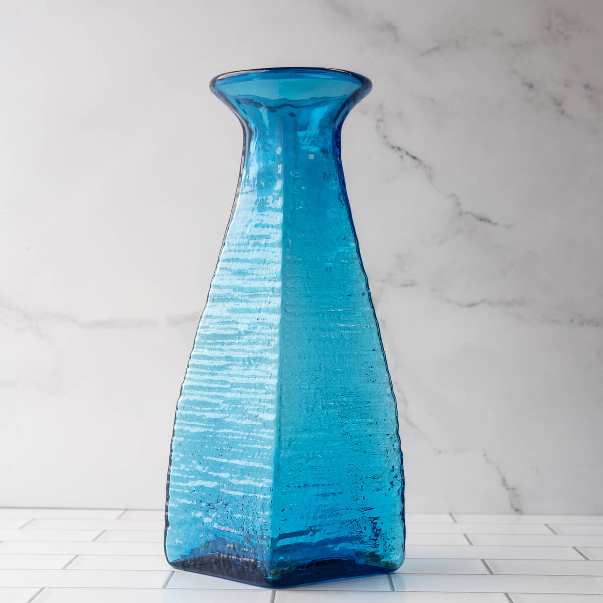 2134 Strata Vase - Turquoise – Blenko Glass Company